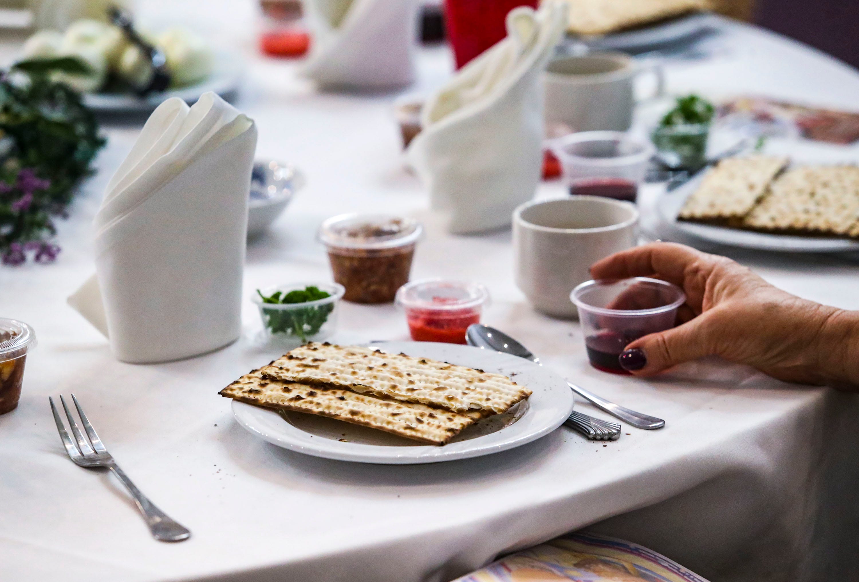 When is Passover? What do you eat on Passover? What goes on the seder ...