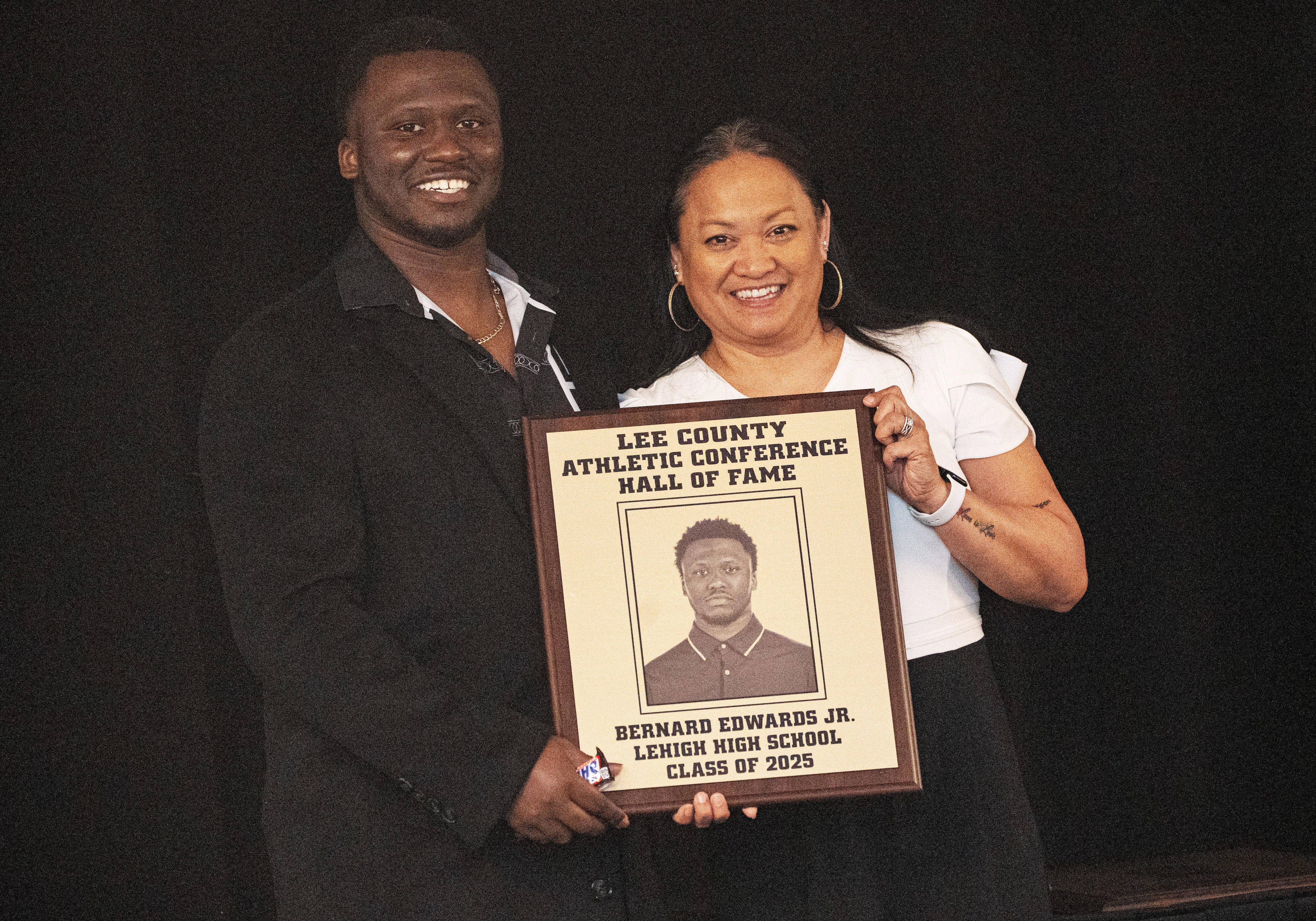 Lee County's latest class of athletic standouts inducted into LCAC Hall ...