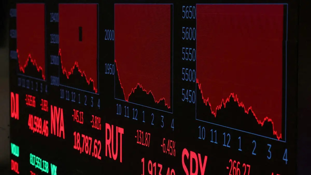 «Βουτιά» 5,8% για το Χρηματιστήριο Αθηνών – Έπιασε χαμηλό διμήνου