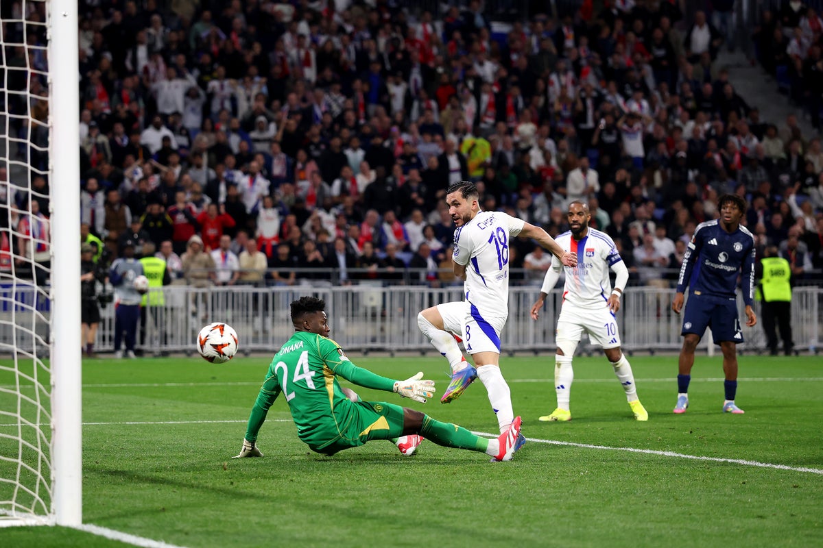 Lyon star aims dig at Andre Onana after latest Man United gaffe
