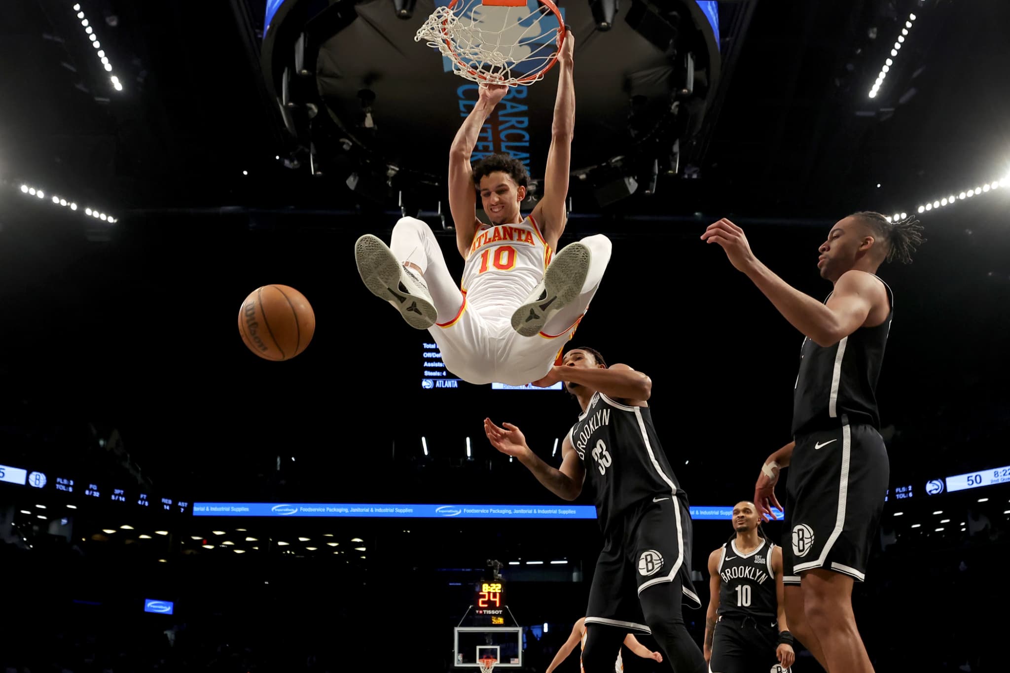 NBA: la performance XXL de Risacher, qui fait encore tomber plusieurs ...