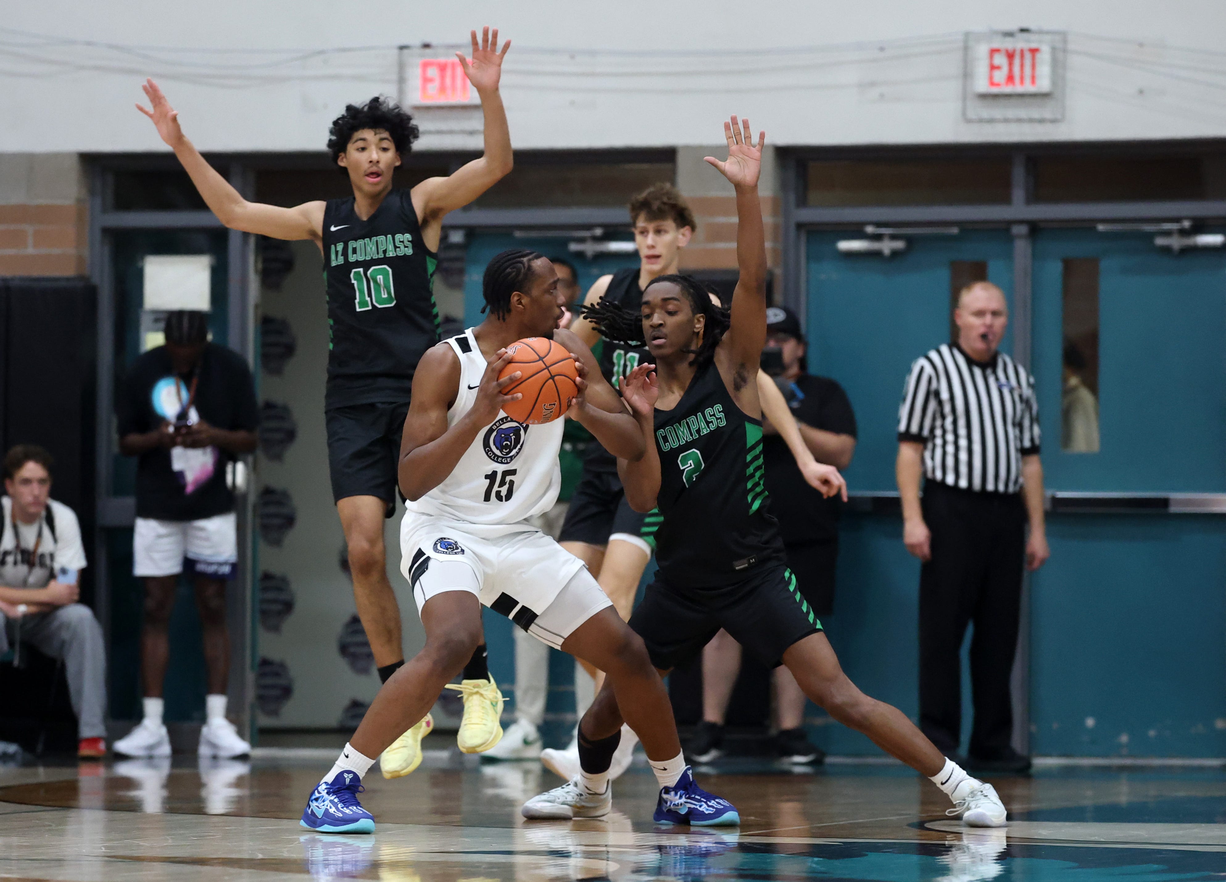 2025 Texas A&M signee is 'staying put' with new head coach Bucky McMillan