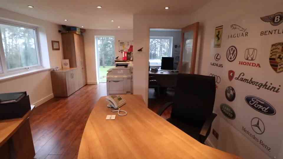 Inside a £1,500,000 Stately Manor House in the UK Countryside (full ...