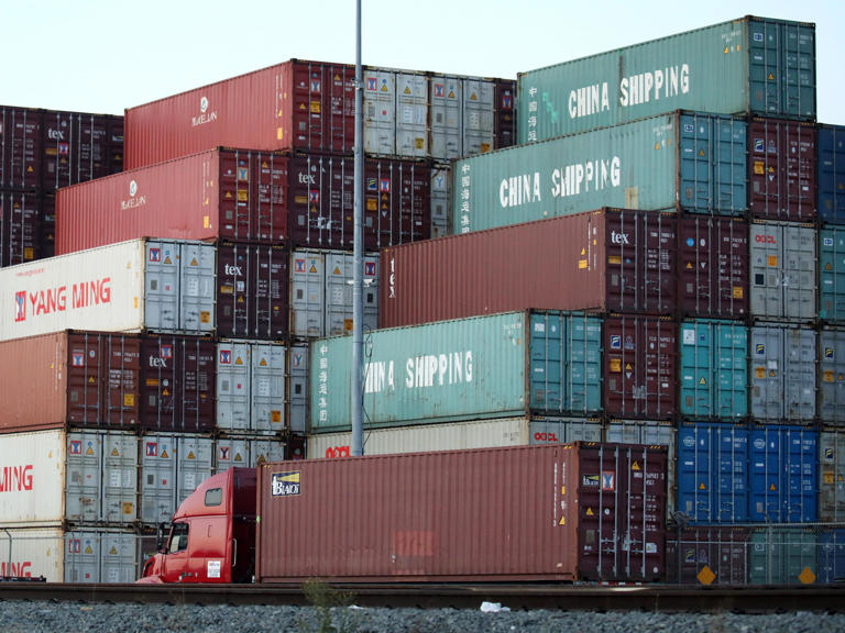 Trump's 90-day tariff pause isn't enough to stop the stock market ...