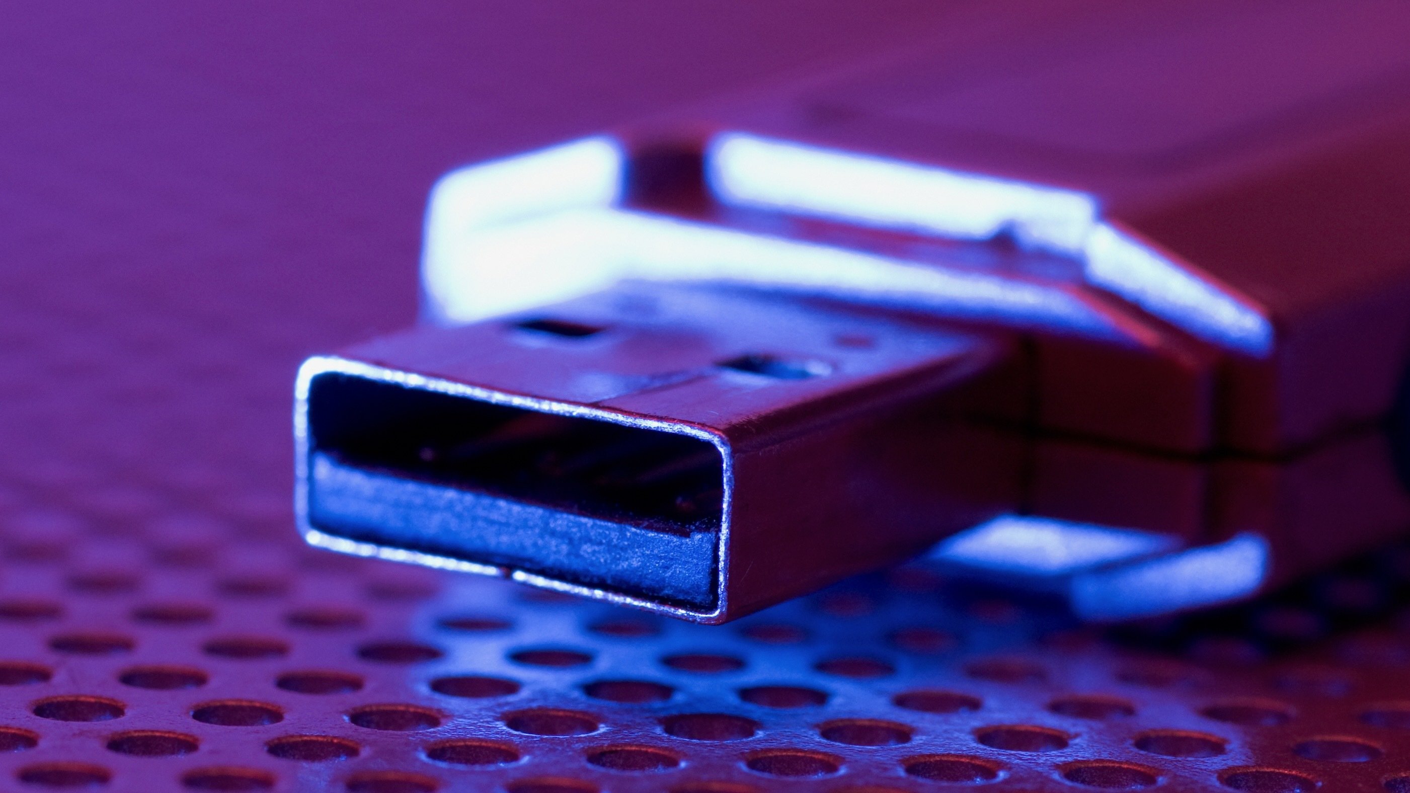 Russian Hackers May Have Spread This Malware Via Removable Drives