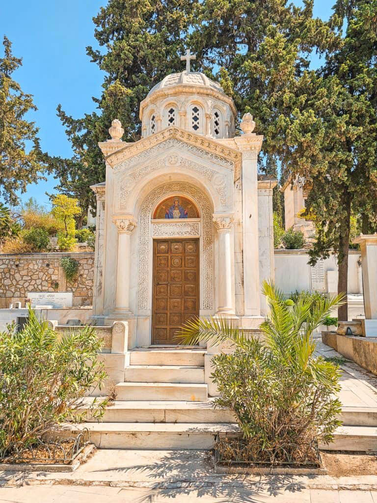 This Legendary City Is the Birthplace of Democracy—And It's Landmarks ...