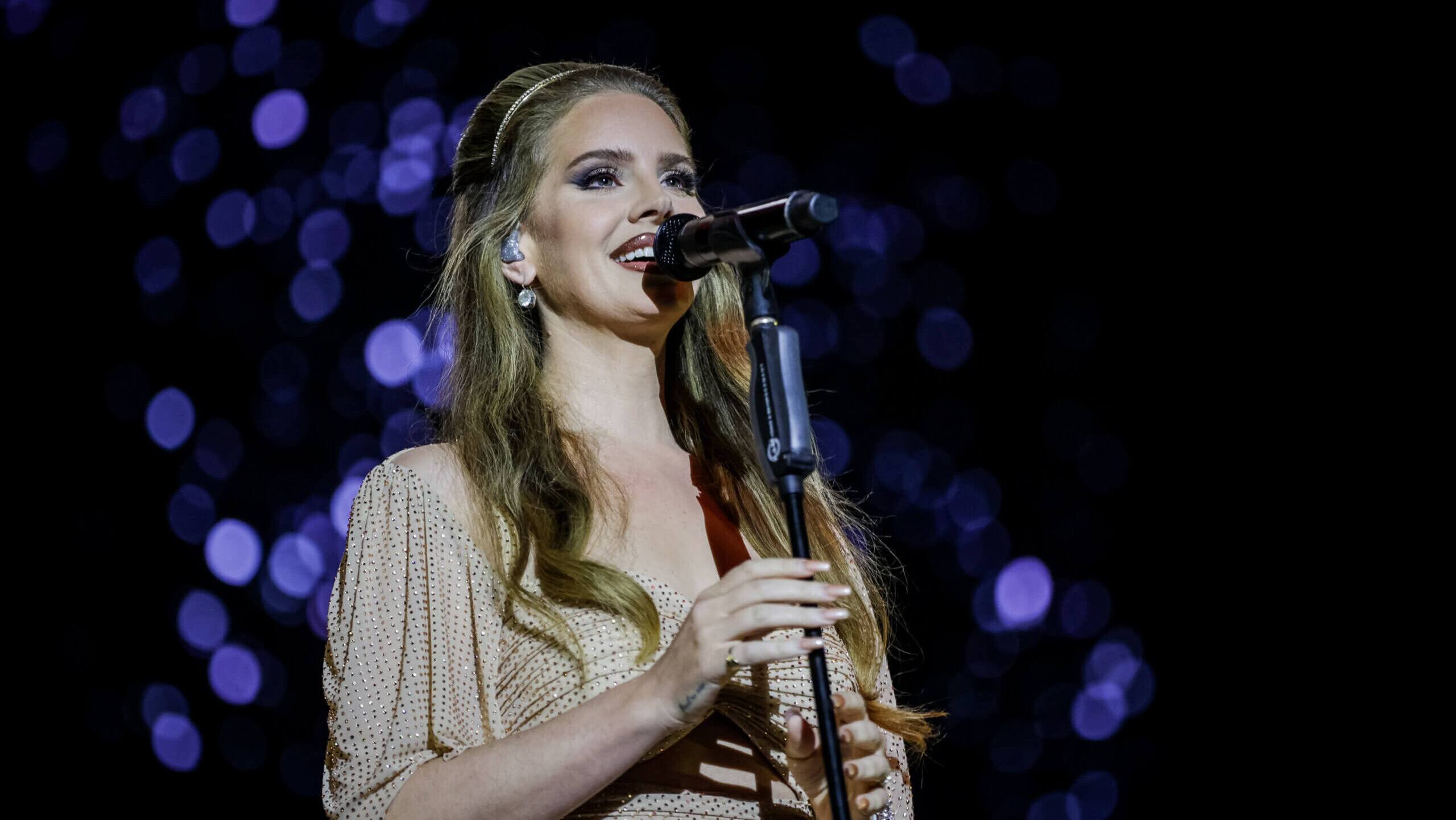 Lana Del Rey Returns With New Single ‘Henry, Come On’ And Announces ...