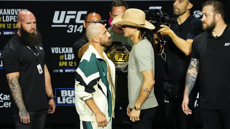 How to watch UFC 325: Volkanovski vs. Lopes 2 live - start time, full ...