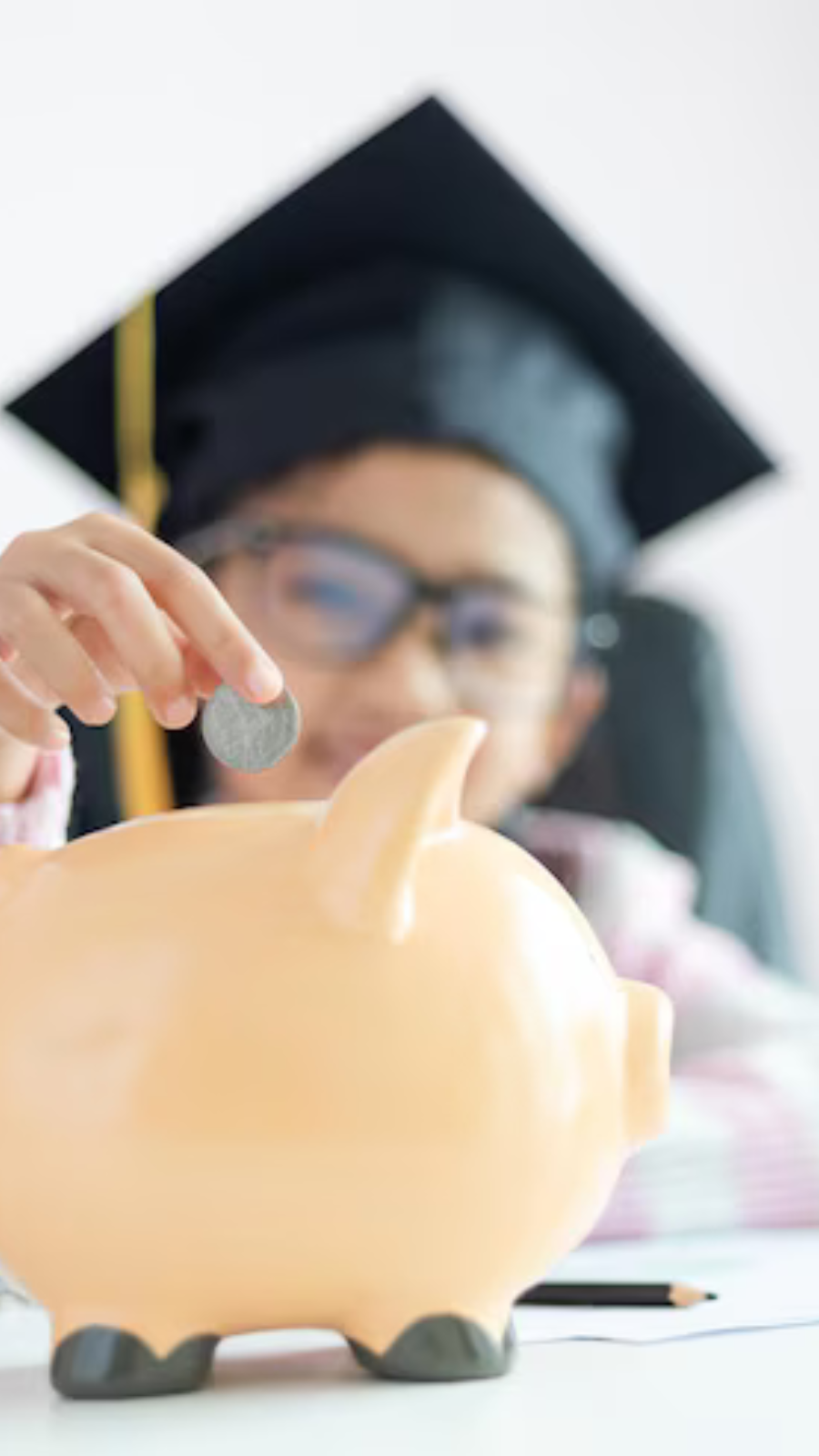 8 essential financial literacy skills every student should learn early