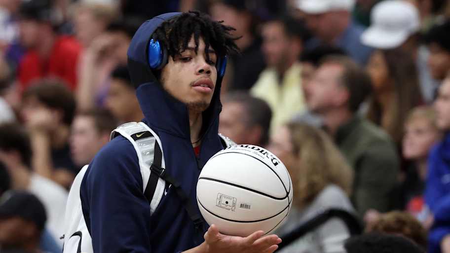 Tyran Stokes, the No. 1 boys basketball recruit in the Class of 2026 ...