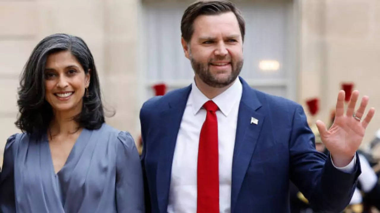 Indian-origin second lady Usha Vance reveals why she won't dye her grey ...