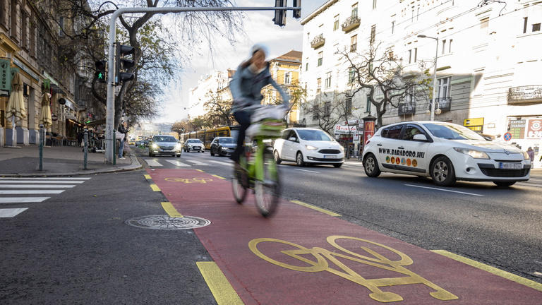 Balogh Samu vezetésével alakul át a Nagykörút