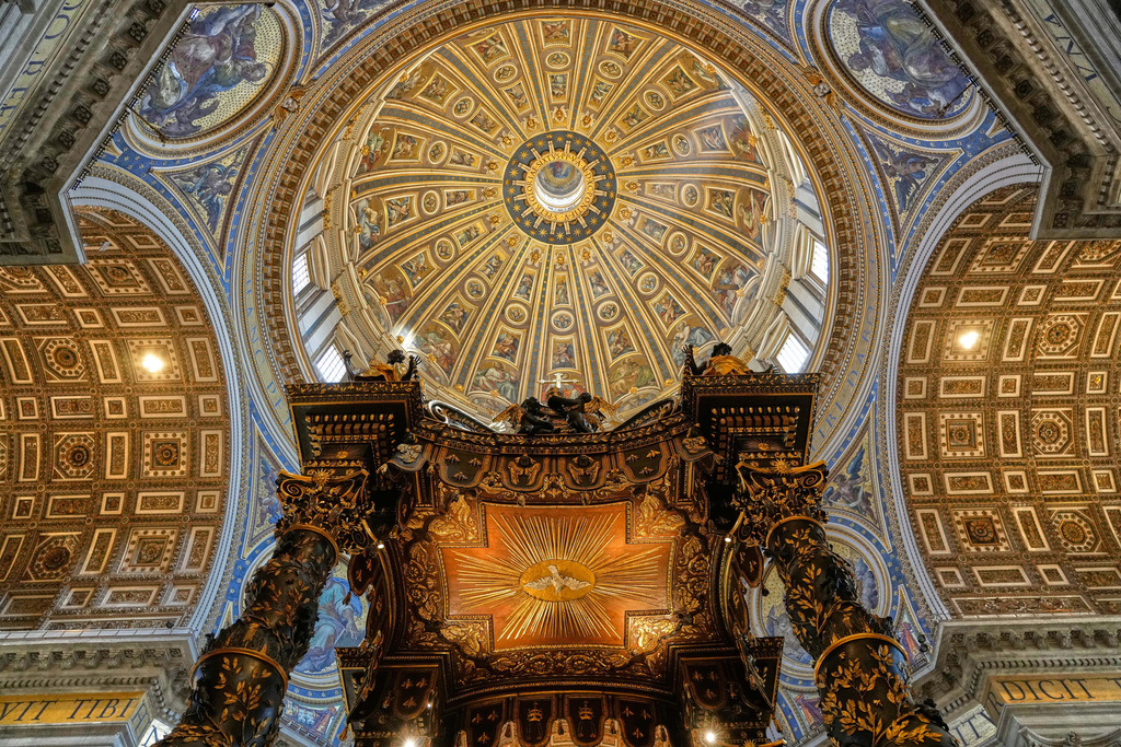 PHOTO COLLECTION: Vatican St Peter's Basilica