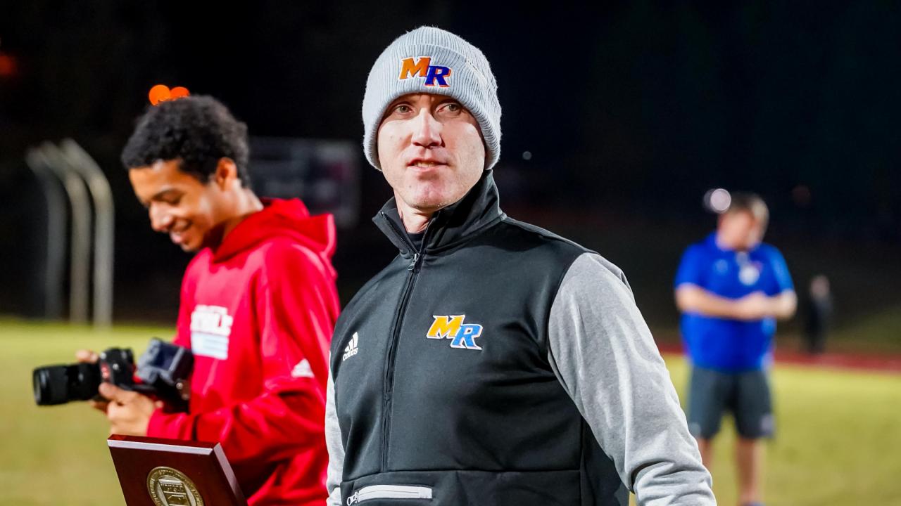 Marvin Ridge athletic director Brian Knab to step down