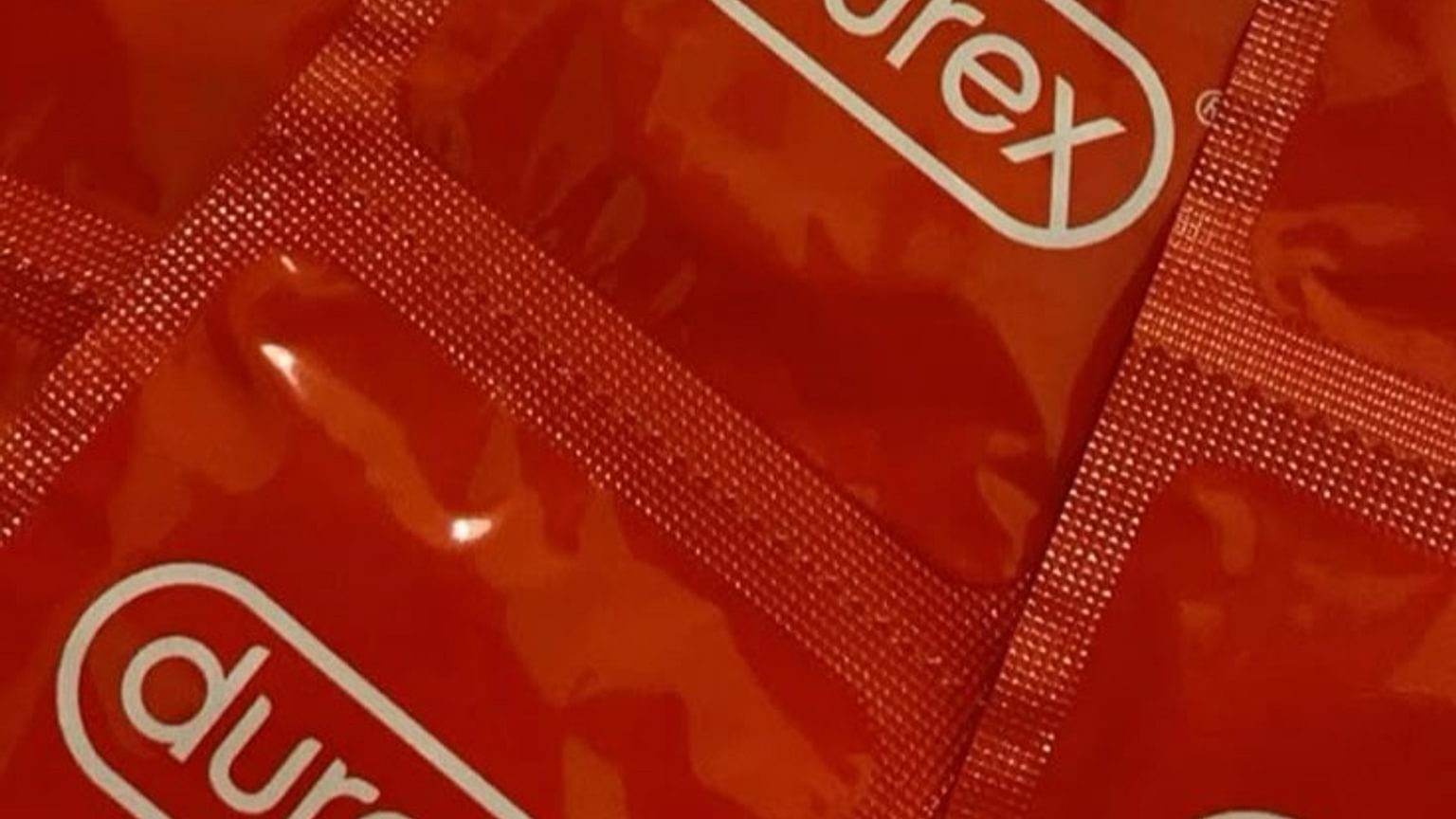 Steeds minder tieners gebruiken condooms, en dit is waarom