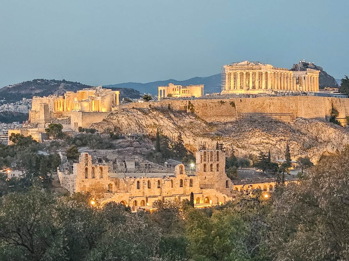Athens Bucket List: 15 Unbelievable Things to See and Do