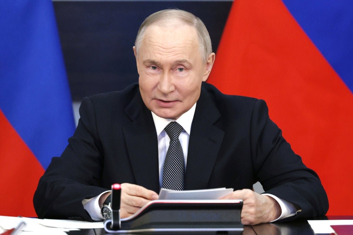 Ukraine-Russia war latest: Trump says Putin has to ‘get moving’ on ...