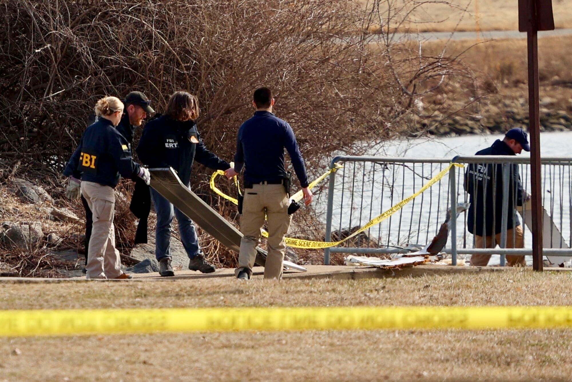 Near Misses, Fatal Crashes Force Airlines to Confront Worried Fliers