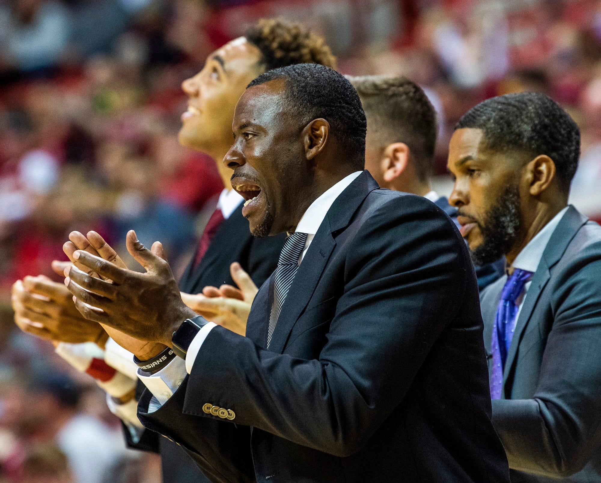 Texas basketball: New coach Sean Miller finalizes Longhorns' staff by ...