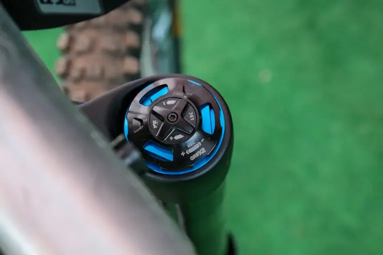 Spotted: RAD Prototype Fox Inverted Suspension Fork