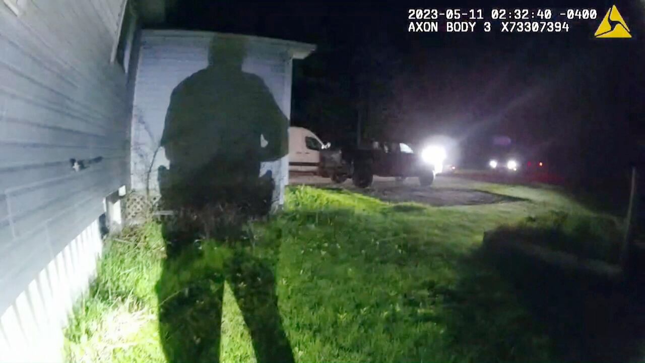 Paramedic who tended to dying cop to face cross-examination in ...