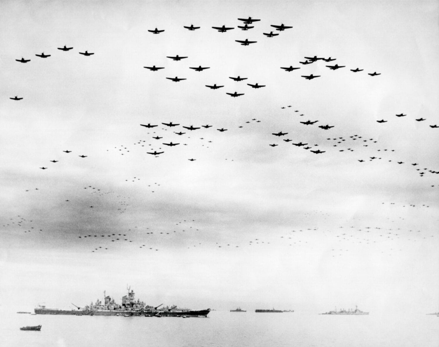 Rare WWII footage shows pilots landing on aircraft carriers at sea