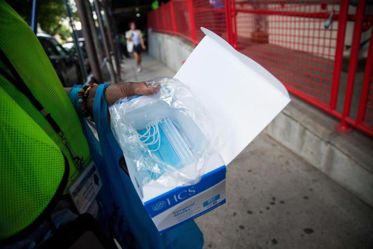 NY Gov. Kathy Hochul still publicly silent on state’s mask crackdown ...