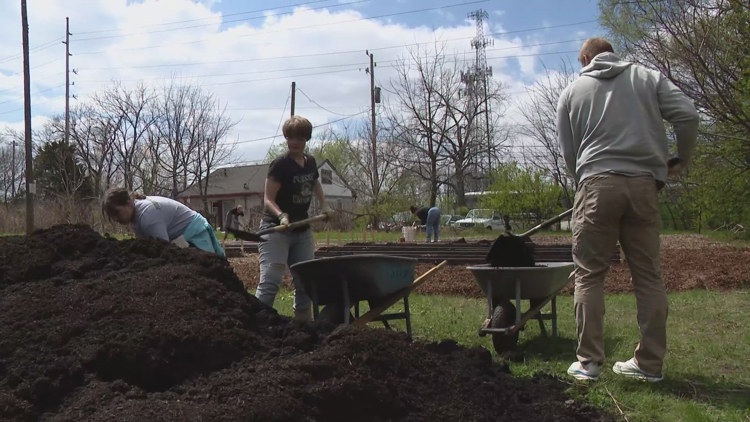 Purdue Polytechnic students prepare new campus farm with $40K donation from Colts player