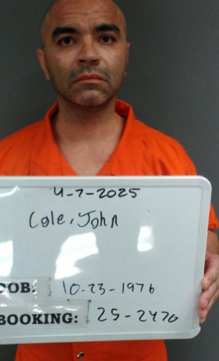 2 Sebastian County sheriff’s deputies stabbed by inmate