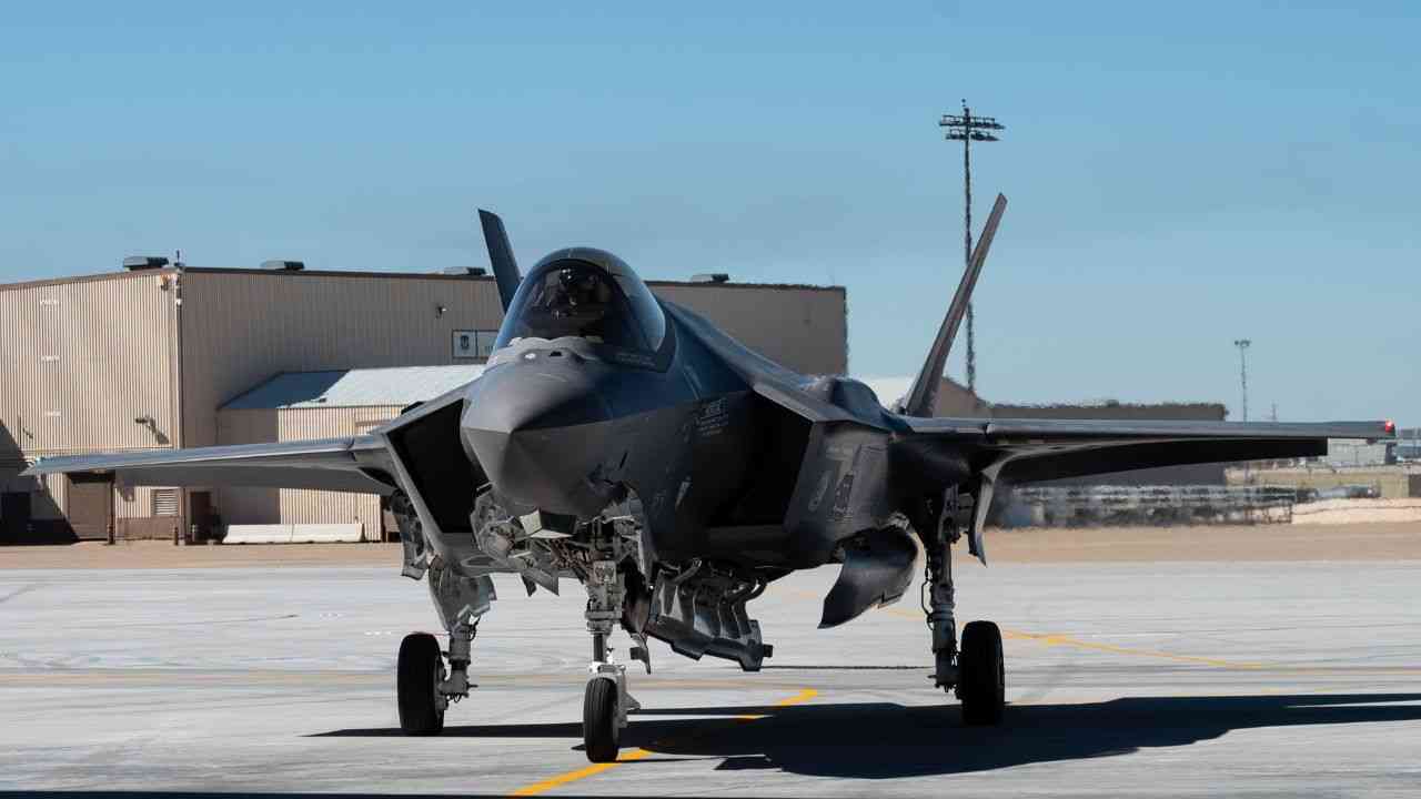 US Air Force resurrects F-35 fighter jet using parts from destroyed ...