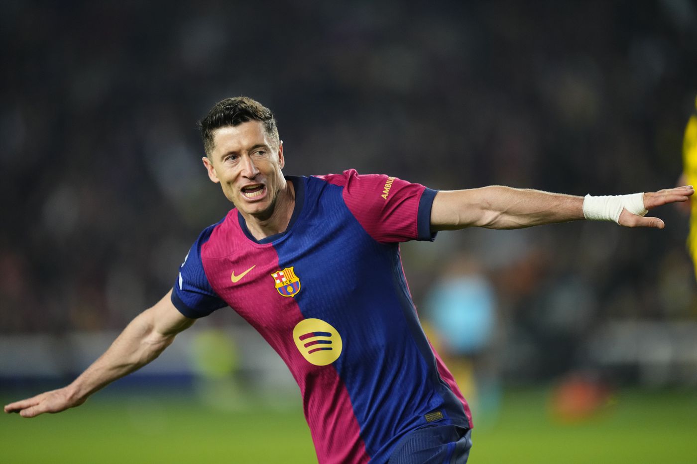 Lewandowski proving that age is just a number at Barca