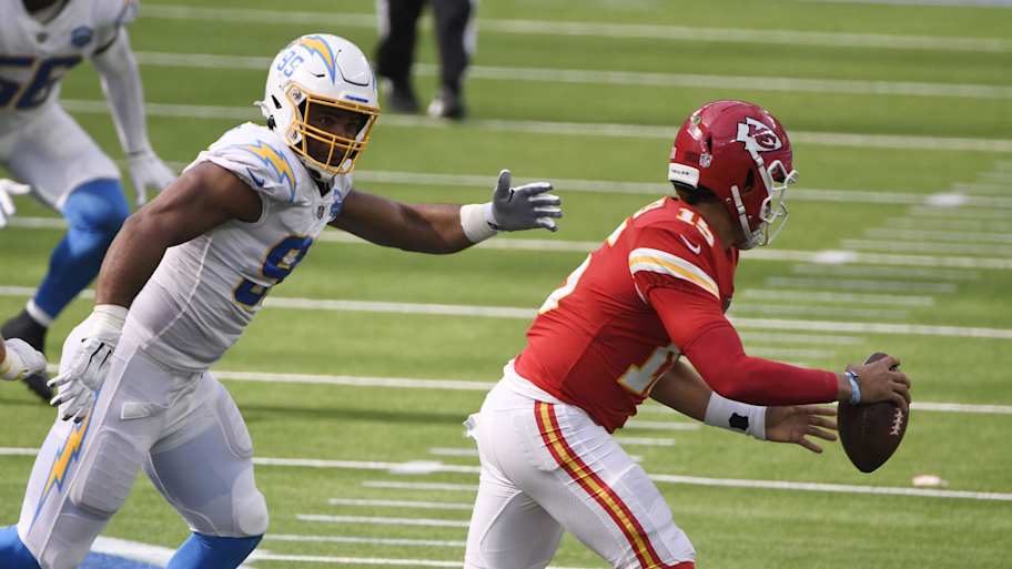 Chiefs' Newest Defensive Lineman Eager to Help KC's Defense