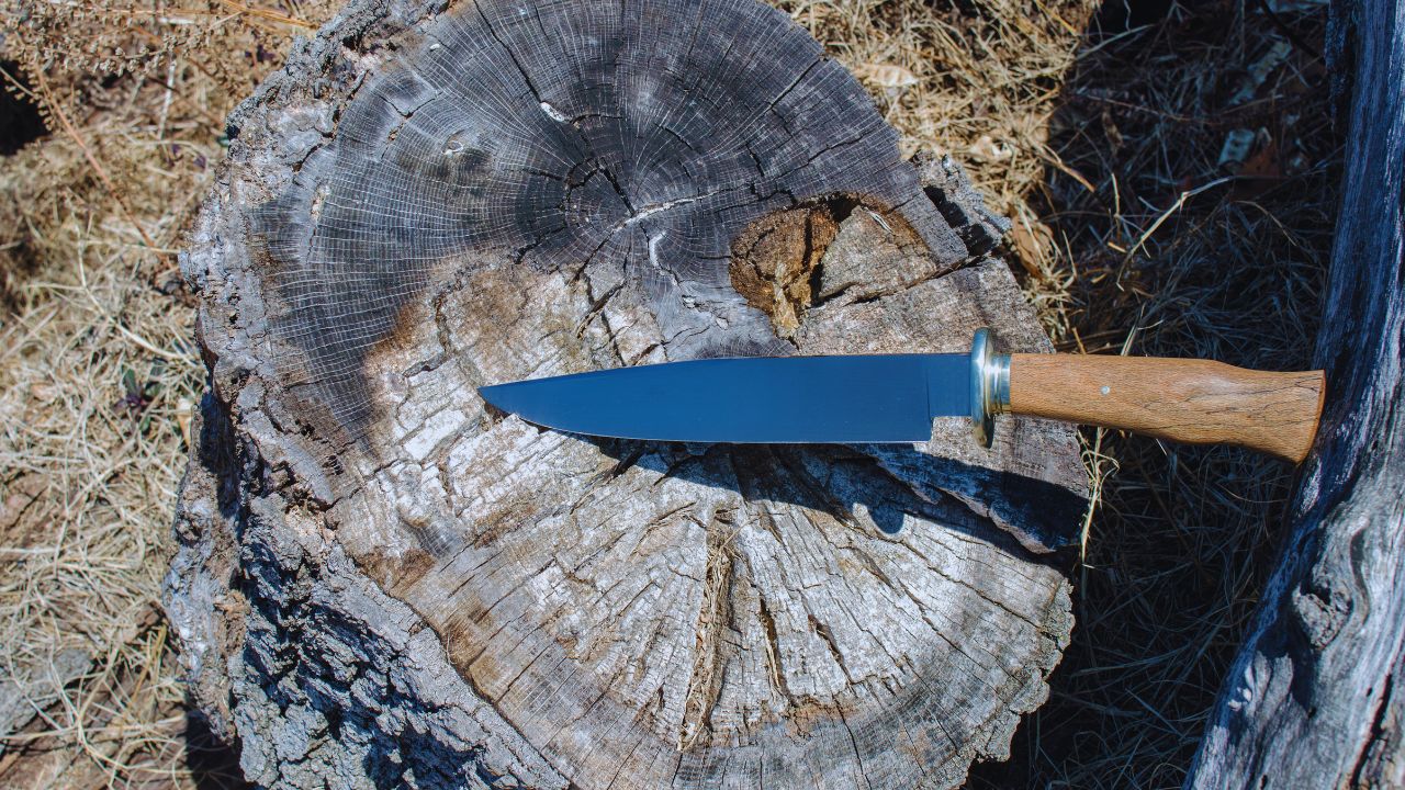 The Bowie Knife: A History Shrouded in Mystery