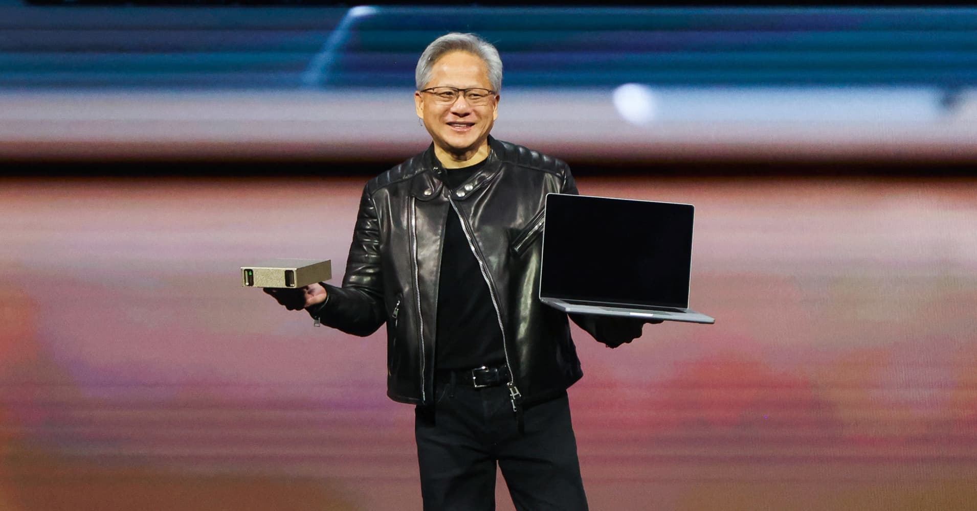 Tech roller-coaster pushes Nasdaq to best week in three years as Trump ...