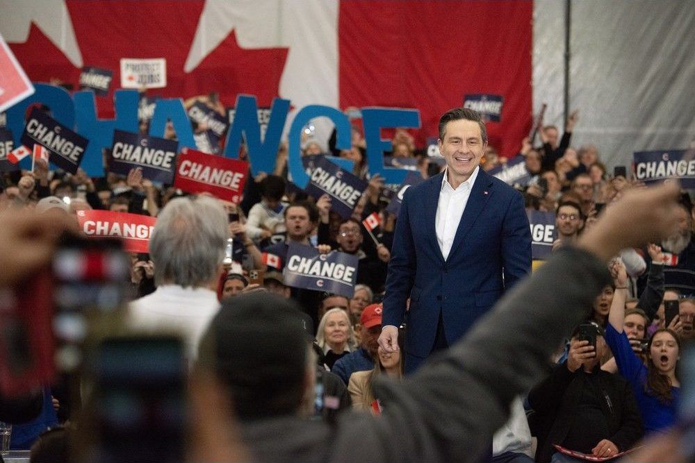 Poilievre's Windsor warehouse rally draws thousands