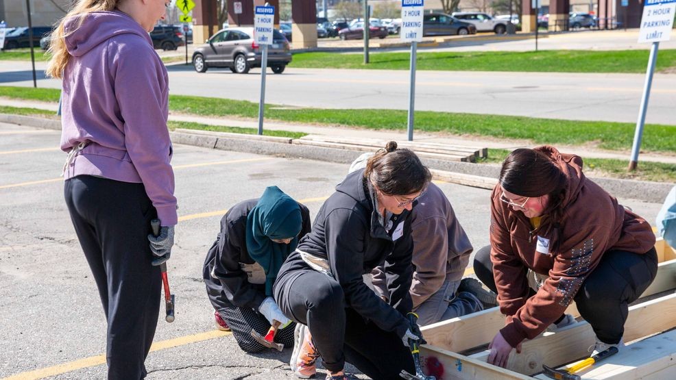 Mercy Medical Center celebrates 125 years of service with Habitat for ...
