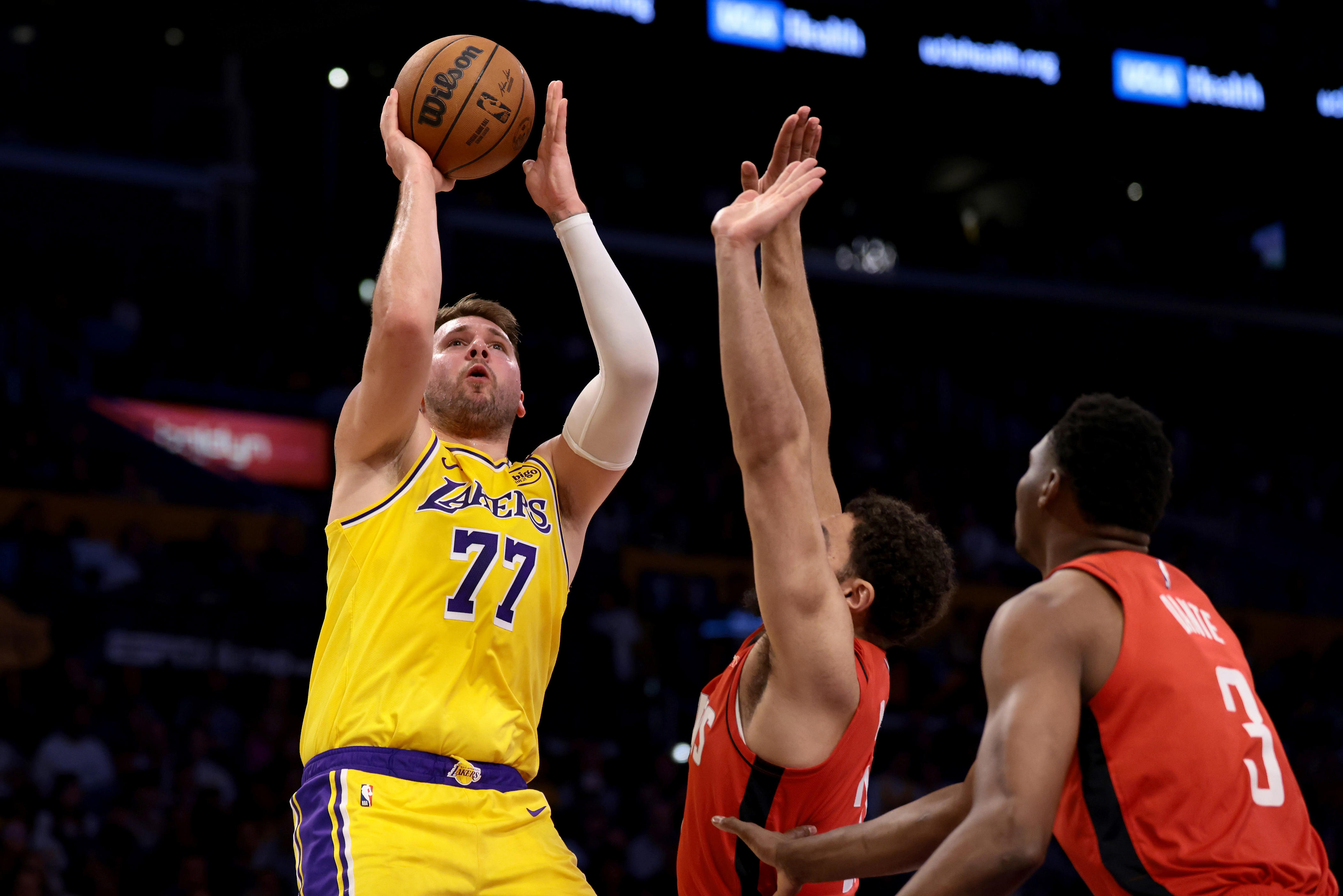 Luka Doncic joins Kobe Bryant in Lakers history after Friday's game