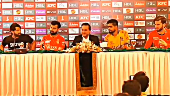 Babar Azam, Rizwan left speechless at reporter's stinging question ...