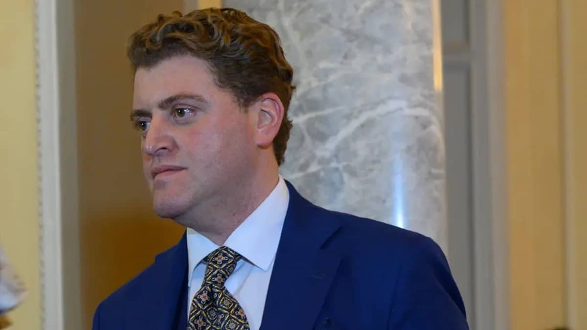 Massinissa Askeur : un Algérien qui bouleverse l’art et la mode à l ...