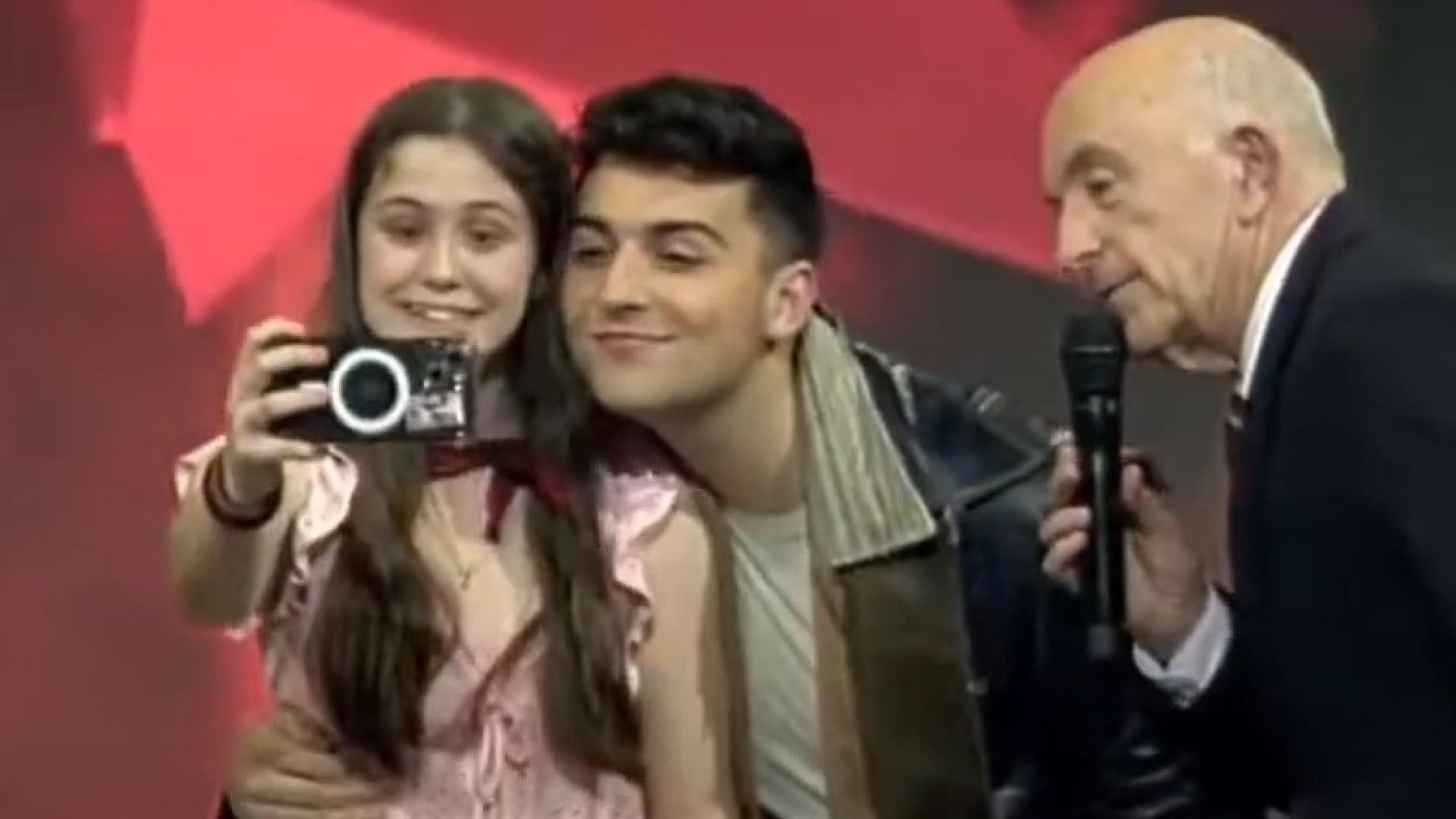 Juanjo Bona arrasa en uno de los programas de televisión más longevos de España: "Os amo"