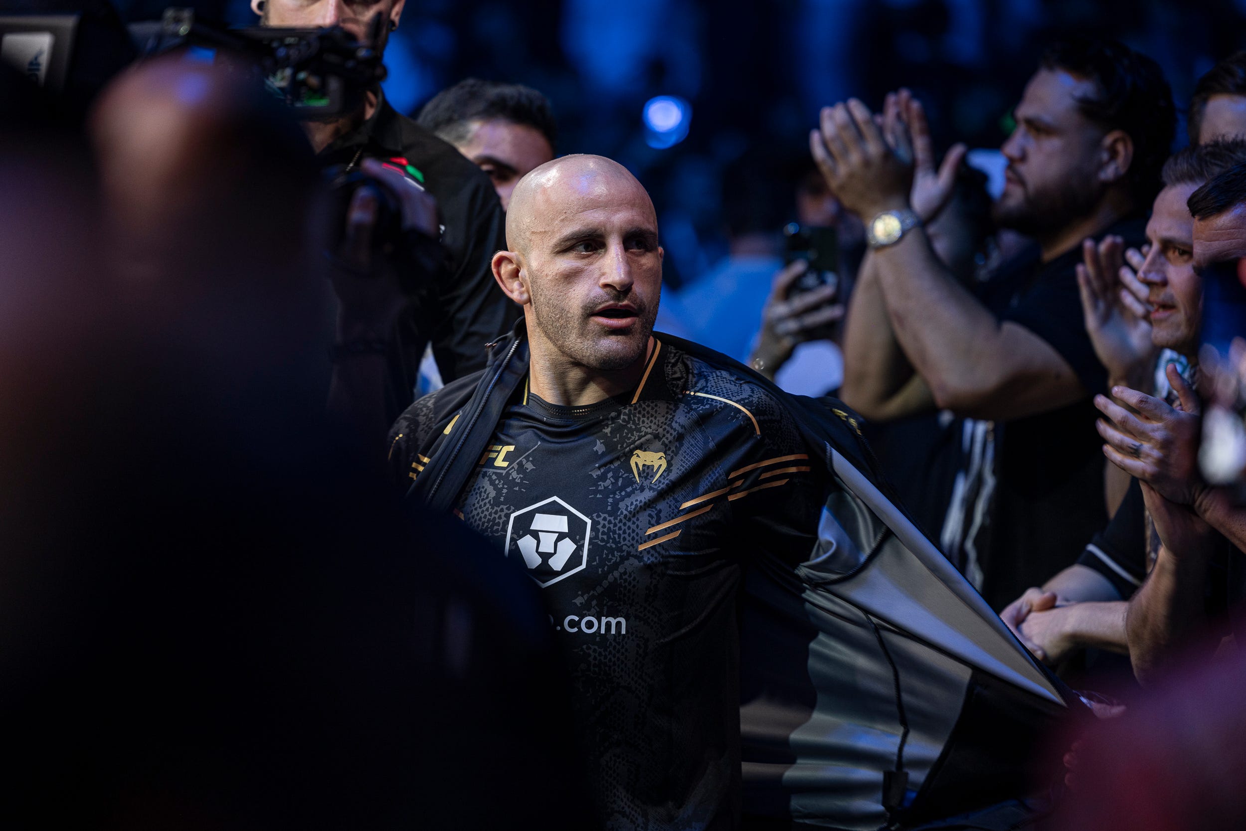 What time is Alexander Volkanovski vs. Diego Lopes? Walkouts for UFC ...