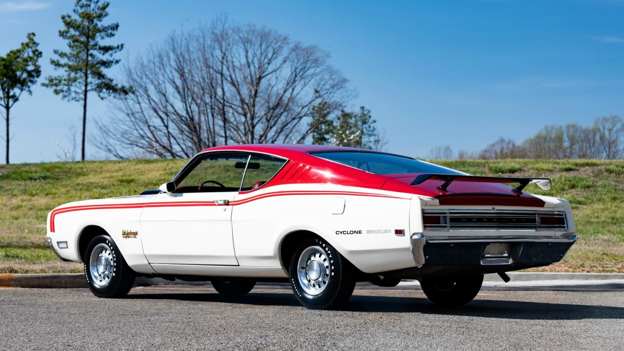 10 Muscle Cars You Forgot Were Fast