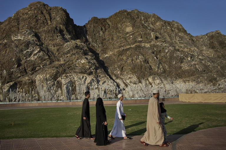 Mideast mediator Oman at the center of a key first Iran-US meeting over ...