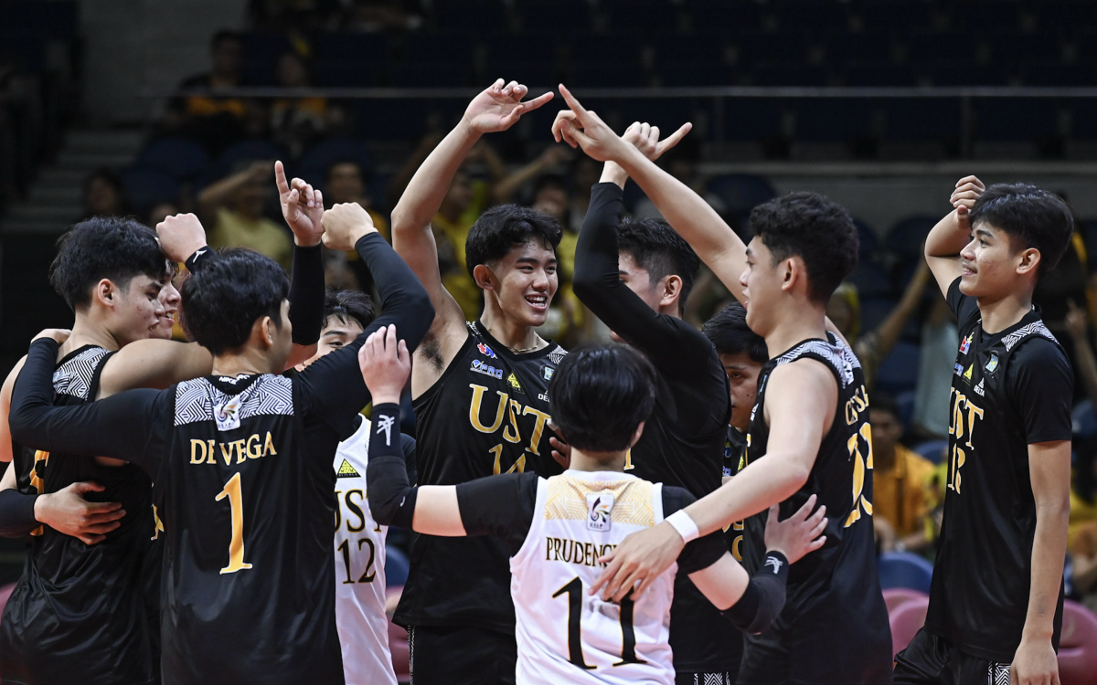 UST Golden Spikers rout UE Warriors, near Final Four spot