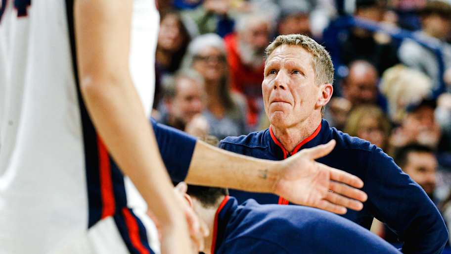 Gonzaga's Mark Few receives John R. Wooden Award Legends of Coaching ...