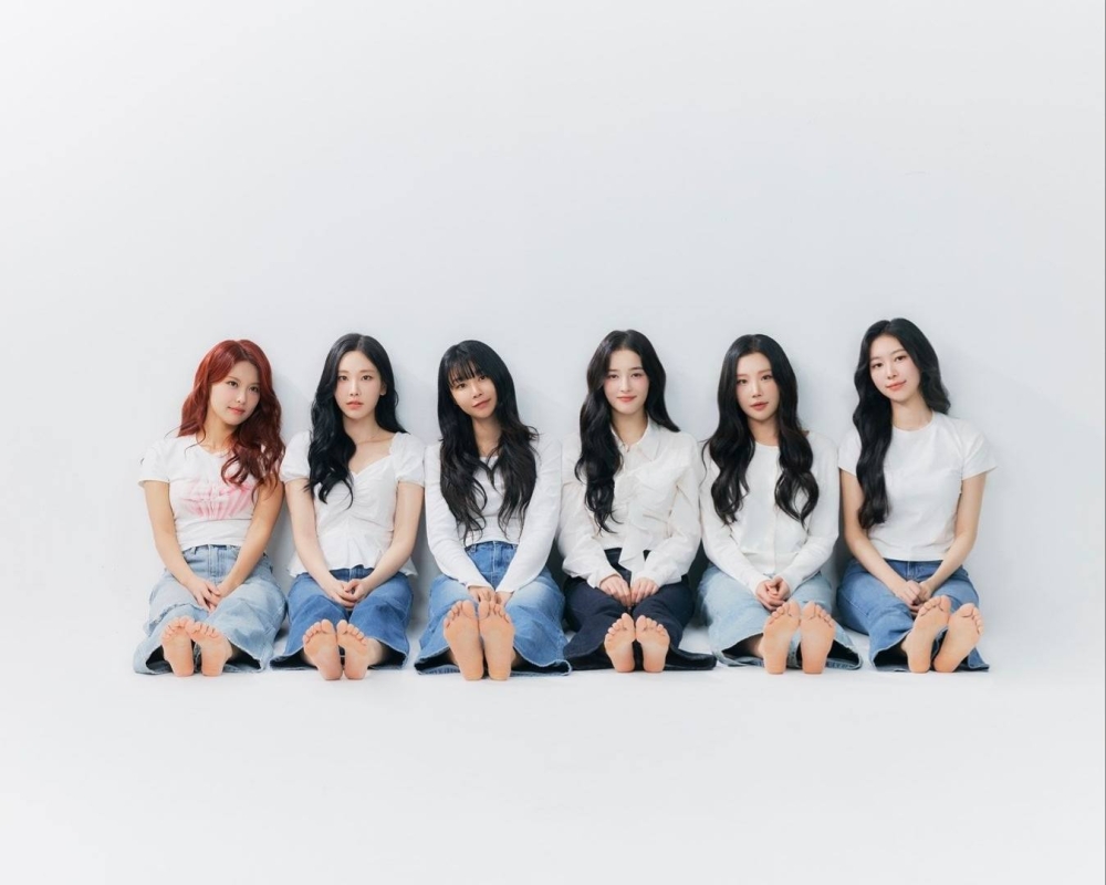 K-pop girl group Momoland reunite under new agency after two-year break