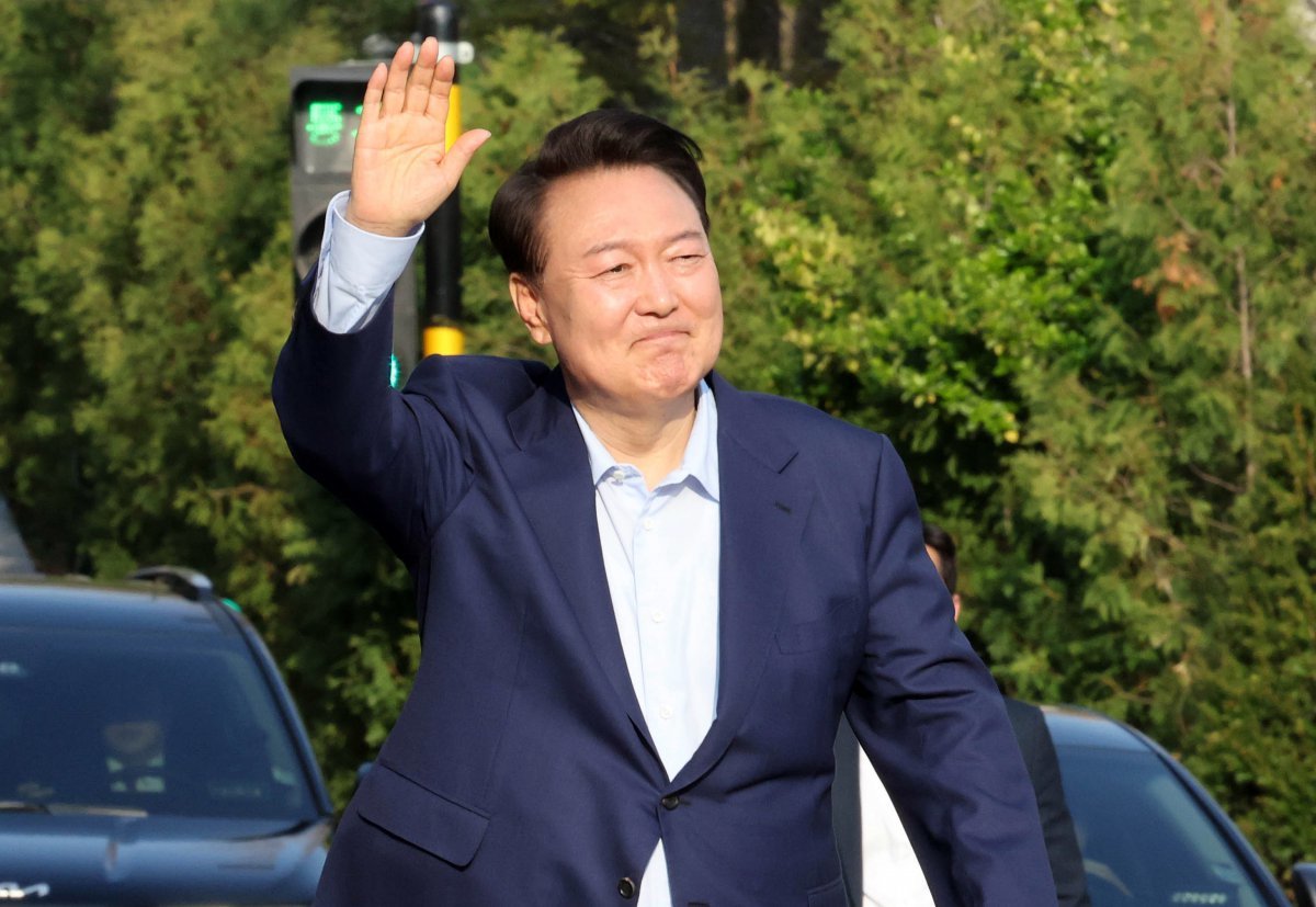 피고인석 앉은 尹 촬영 불가…이명박·박근혜 땐 허가