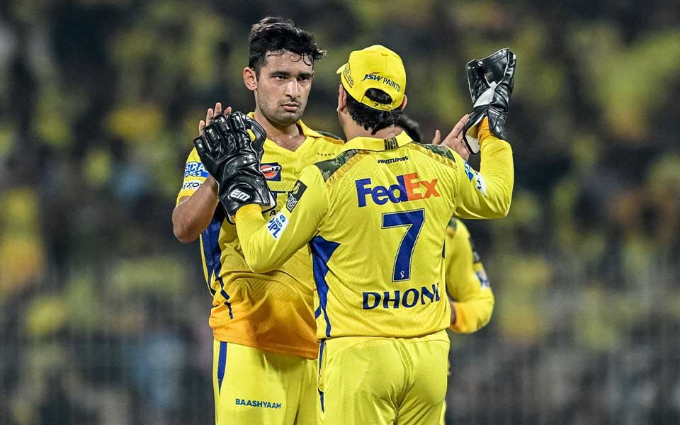 'We still believe we can do that' - Michael Hussey optimistic about CSK ...