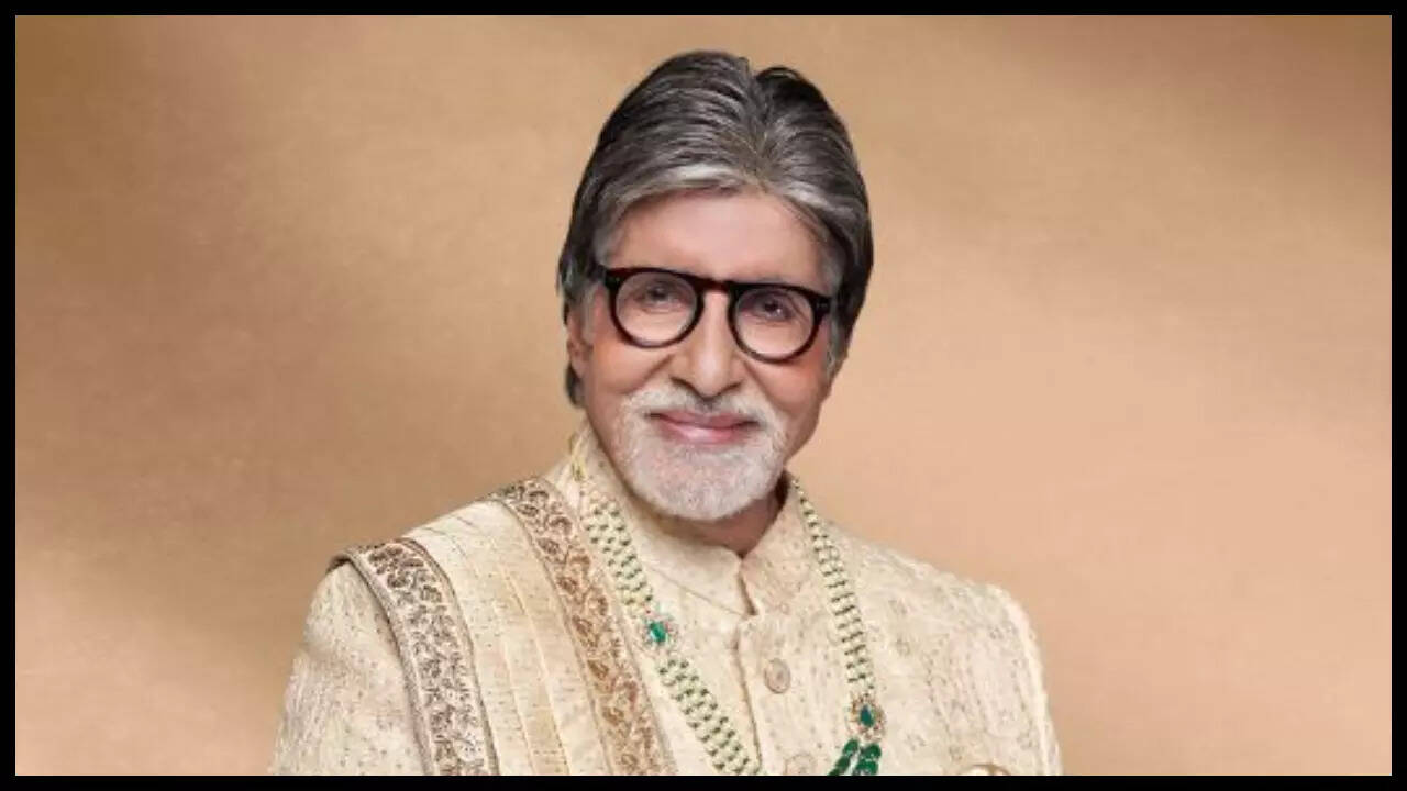 Amitabh Bachchan's heartwarming hand-written letters: A tradition of ...