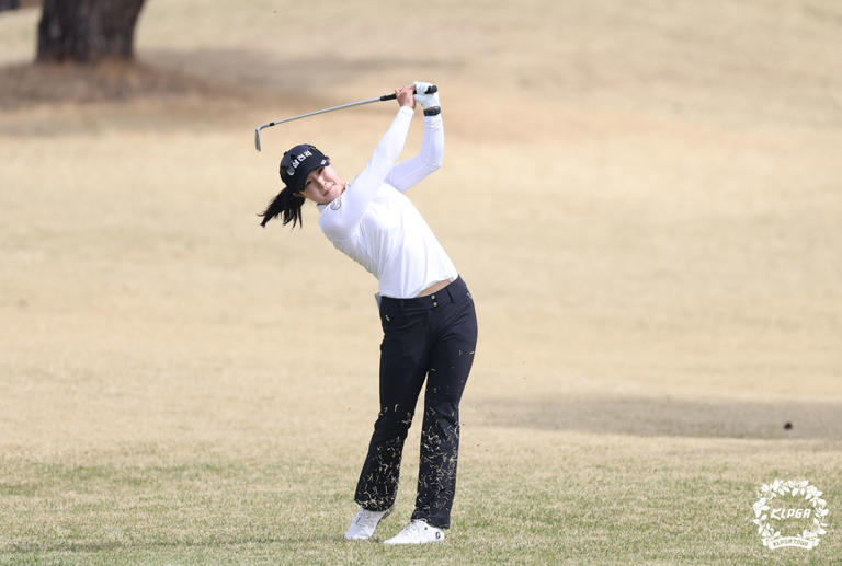 [KLPGA] 고지우, 이틀 만에 새 코스레코드 "오늘 폭격하자는 마음으로 나왔어요"